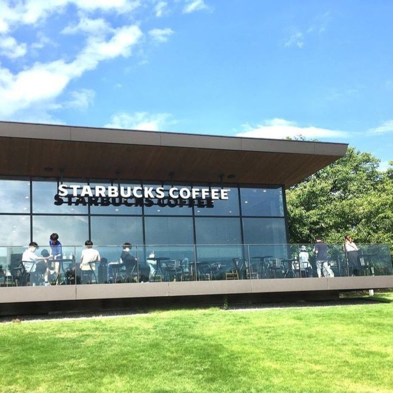 Place Review: Starbucks Kansui Park, Toyama | City-Cost